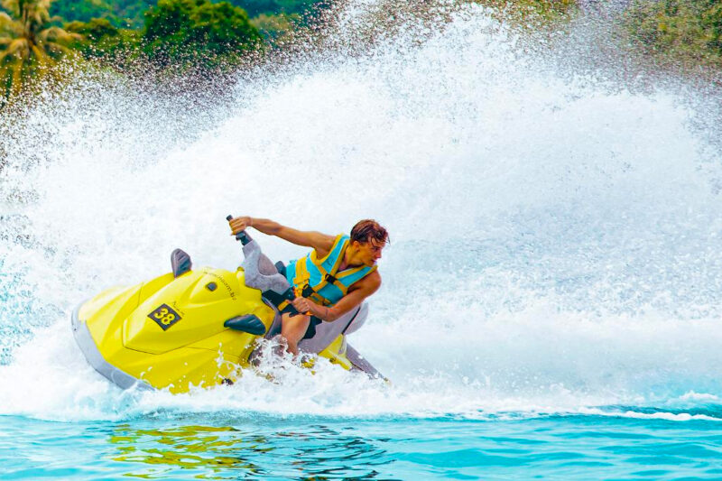Fun Ride Jet Ski - Pantai Cenang Langkawi